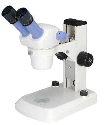 Cina Microscopio stereo di Trinocular/binoculare zoom accademico con 10× l'oculare, illuminazione del LED in vendita
