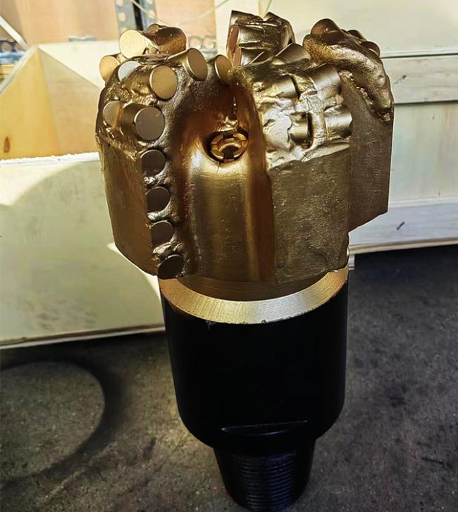 API IADC PDC drill bits set, 6 1/2 inch PDC drill bits & 5 blade pdc metal square hole drill bit