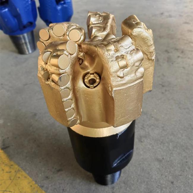API IADC PDC drill bits set, 6 1/2 inch PDC drill bits & 5 blade pdc metal square hole drill bit