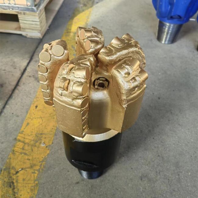 API IADC PDC drill bits set, 6 1/2 inch PDC drill bits & 5 blade pdc metal square hole drill bit