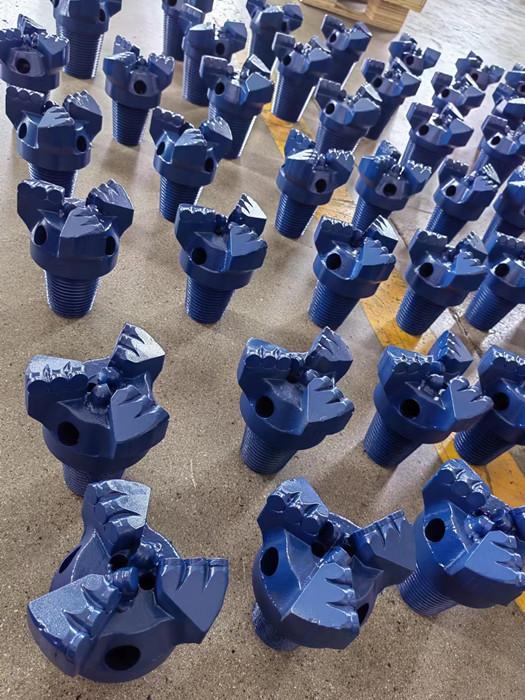 China factory price water well drilling hard rock bit 146mm  3wings  ball  PDC  bit