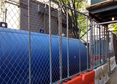 中国 群集整理の歩行者は4' X12米国の標準的な一時的なチェーン・リンクの塀1つの⅝」厚の（42mm） *16GAの壁にパネルをはめます 販売のため