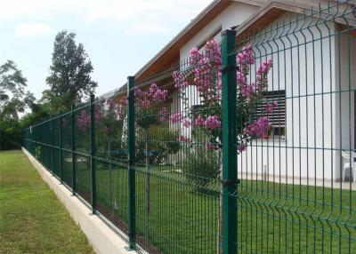 China a cerca da rede de arame de 1530MM NYLOFOR 3D almofada o PVC de RAL 6005 revestido, e as portas dos leaies do dobro feitas na porcelana à venda