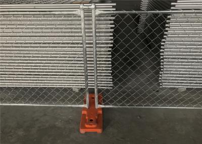 Cina 6'x10' chain link construction fencing panels od32mm wall thickness 1.6 wall thickness Mesh 63mm x 63mm ASTM396 standard in vendita