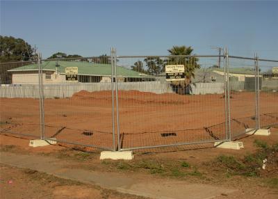 China OD 40mm x 1.6mm wall thickness temporary fencing panels Mesh 60mm x 150mm diameter Te koop