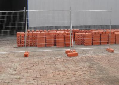 China Construction Temp Fence Panels 2.1mx2.4m OD 28mm wall thick 2.00mm Mesh 60mm*150mm*diameter 4.00mm à venda