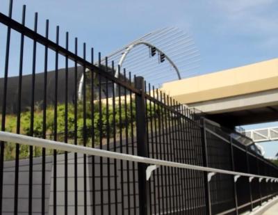 Cina iron steel fence, steel tubular fence, steel pickets fence in vendita