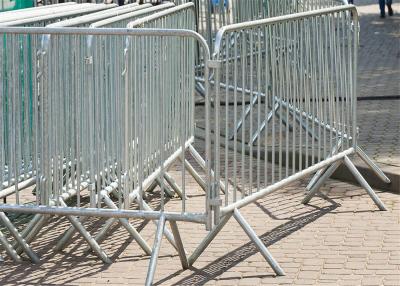 Cina Hot dipped Galvanized In Zinc Spa Crowd Control Barrier in vendita