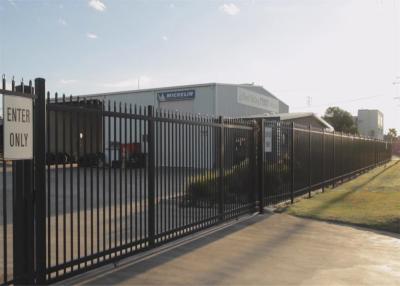 中国 Pressed Spear ,Crimped Spear Tubular Fence Garrison Fencing for sale 販売のため