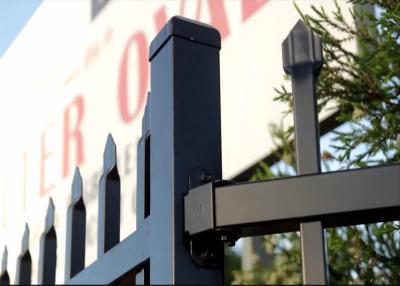 Cina powder coated tubular steel fence in vendita