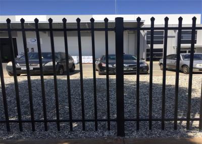 Cina Rails 45mm*45mm 2100mm*2350mm width tubular Hercules Crimped spear Fence panels stain black interpon powder coated in vendita