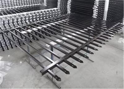 Cina Square picket  Flat Top Garrison Fence Panels 2100mm*2450mm Height 25mm Upright Spacing 100mm Powder Coated Black in vendita