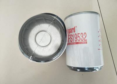 Cina Il camion resistente Fs19532 filtra la cartuccia di filtro dal combustibile diesel dell'escavatore 0.1um in vendita