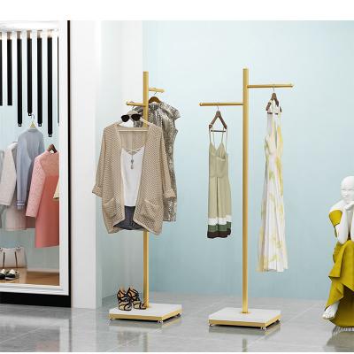 China Golden Industrial Pipe Clothing Rack for Boutique Display Stand in Customer Colors for sale