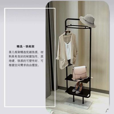 Cina Aggiorna il tuo negozio con scaffalature e scaffalature di abbigliamento da boutique personalizzate di dimensioni regolari in vendita