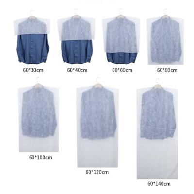 Cina Wholesale Custom Logo Non-Woven Fabrics Dust Cover Garment Bags For Clothing Clothes Protecting Dusts Covers in vendita