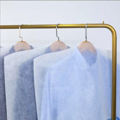 Cina Wholesale Custom Logo Non-Woven Fabrics Dust Cover Garment Bags For Clothing Clothes Protecting Dusts Covers in vendita