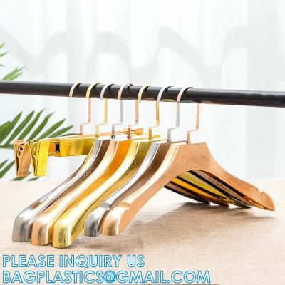 Cina Boutique Plastic Hanger OEM Brand Fashion Adult Coat Garment Display Plastic Gold Hangers in vendita