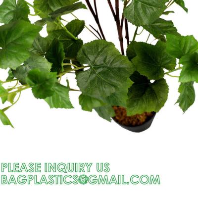 Cina Artificial Greenery Chain Grapes Vines Leaves Foliage Simulation Fruits for Home Room Garden Wedding Garland Outside in vendita