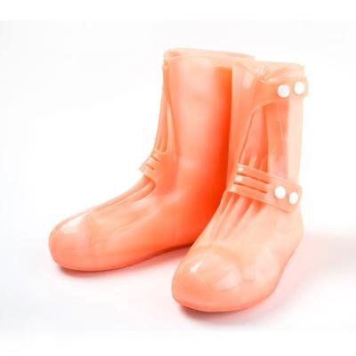 Cina Le scarpe antiscorrimento coprono i calzini regolabili della pioggia del silicone piovono lo stivale di gomma, scarpe antiscorrimento coprono il silicone regolabile in vendita