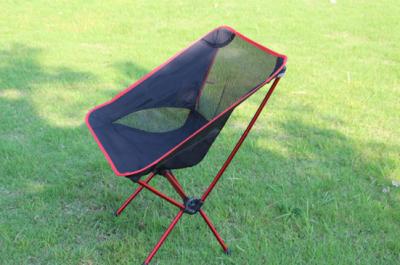 Cina Oxford Quick Open Fishing Camping Folding Moon Chair, Mini Folding Camping Chair For Fishing in vendita
