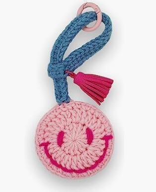 Cina Handmade Crochet Keychain Stuffed Animal Crafts Knitted Crochet Toys - Keychain Accessory- Octopus - Handmade Keychain in vendita