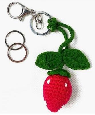 Cina Handmade Crochet Keychain Stuffed Animal Crafts Knitted Crochet Toys - Keychain Accessory- Octopus - Handmade Keychain in vendita