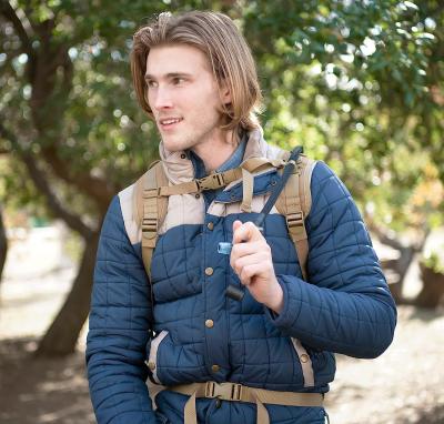 Cina 2L/2.5L/3L TPU Hydration Bladder, Tasteless BPA Free Water Reservoir Bag with Insulated Tube for Hydration Pack in vendita