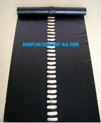 Cina Weed Control Mulch Film, Agriculture Vegetable Black PE Films, 5 Holes Greenhouse Perforated Film in vendita