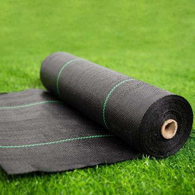 Cina 6 x 33 feet Sheet Woven Weed Control Fabric - Stabilized Black Heavy Duty 3 oz/yd² Landscape Ground Cover Membrane in vendita
