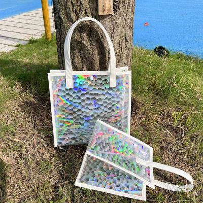 Cina Tote Bag Transparent Pvc Colorful Laser Magic Color Anti-Fruit Jelly Bag Diagonal Gift Gift Bag Large Capacity Storage in vendita