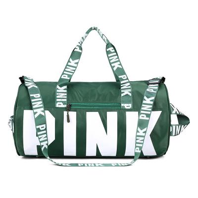 Cina Custom Design Water Proof Teen Girls Dance Duffel Bag Fitness Handbags Traveling Weekender Sports Duffle Bags in vendita