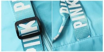 Cina Custom Design Water Proof Teen Girls Dance Duffel Bag Fitness Handbags Traveling Weekender Sports Duffle Bags in vendita