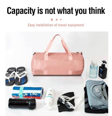 Cina Wholesale Large Capacity Sports Yoga Bag Cute Colorful Custom Logo Shoulder Wet Dry Travel Bag Portable Duffel Bag in vendita