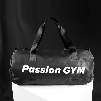 Cina Wholesale Large Capacity Sports Yoga Bag Cute Colorful Custom Logo Shoulder Wet Dry Travel Bag Portable Duffel Bag in vendita