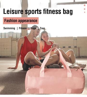 Cina Wholesale Large Capacity Sports Yoga Bag Cute Colorful Custom Logo Shoulder Wet Dry Travel Bag Portable Duffel Bag in vendita