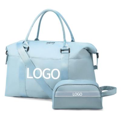 Cina Customized Waterproof Travel Duffel Bag Set with Toiletry Carry On Weekender Sport Gym Bag with Wet Pocket in vendita