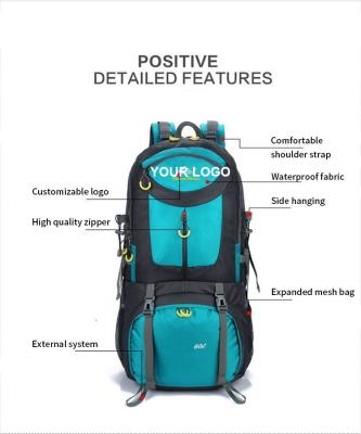 Cina Mountaineering Camping Equipment Outdoor Waterproof Woman Travel Backpack Tactics Large Capacity Hiking Backpack in vendita