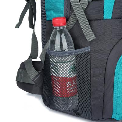 Cina Mountaineering Camping Equipment Outdoor Waterproof Woman Travel Backpack Tactics Large Capacity Hiking Backpack in vendita