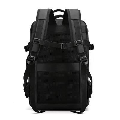 Cina Daily Travel Outdoor Pack Bags Teenagers Bag With Usb School Bags Backpack Shockproof Computer Men Laptop Backpack in vendita