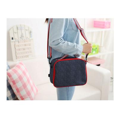 Cina Factory Direct Sales Insulation Bag Set Family Travel Picnic Ice Pack Drink Food Thickened Cooler Bag in vendita