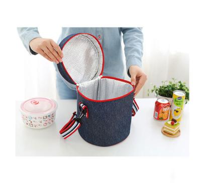 Cina Factory Direct Sales Insulation Bag Set Family Travel Picnic Ice Pack Drink Food Thickened Cooler Bag in vendita