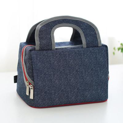 Cina Factory Direct Sales Insulation Bag Set Family Travel Picnic Ice Pack Drink Food Thickened Cooler Bag in vendita