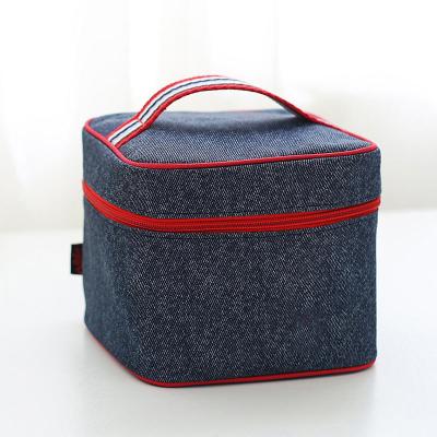 Cina Factory Direct Sales Insulation Bag Set Family Travel Picnic Ice Pack Drink Food Thickened Cooler Bag in vendita