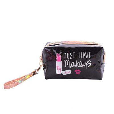 Cina Wholesale Custom Large Capacity Trending Eco Friendly Pouch Travel Organizer Packaging Cosmetic Bags & Cases in vendita