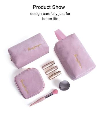 Cina Wholesale Custom Best Selling Colorful Flannel Custom Cosmetic Set Make Up Bag for Women in vendita