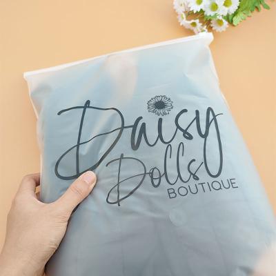 Cina Customized White Matte Frosted Peva Zipper Slider Plastic Bags Waterproof With Your Logo For Clothing Hoodies Packaging in vendita