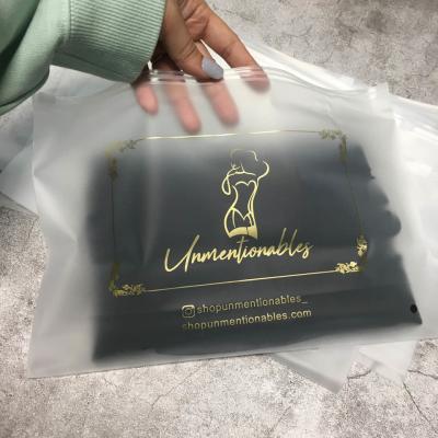 Cina Customized Full Printing Zip Lock Slider Clothes Frosted Pvc Eva Cpe Plastic Packing T Shirt Underdress Frosty Zipper in vendita