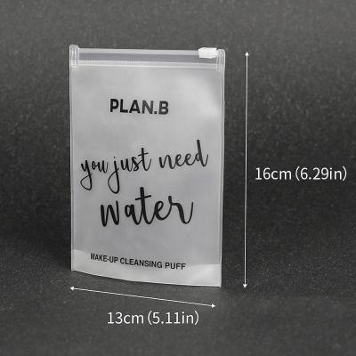 Cina Eva Frosted Sealing Bag Transparent Cosmetic Packaging Eva Zipper Packing Bags Print With Color Logo in vendita