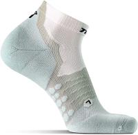 China Standard Thickness Compression Running Socks Black Mamba for Optimal Performance for sale